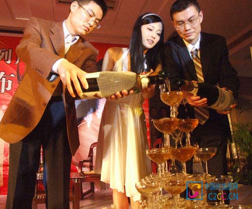 剑指日化绿海，滇虹山茶花系列高调上市 - C2CC传媒