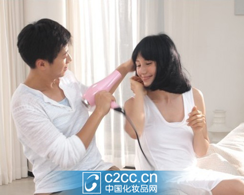 拜尔斯道夫跨界营销 唐嫣有望出演舒蕾微电影 - C2CC传媒