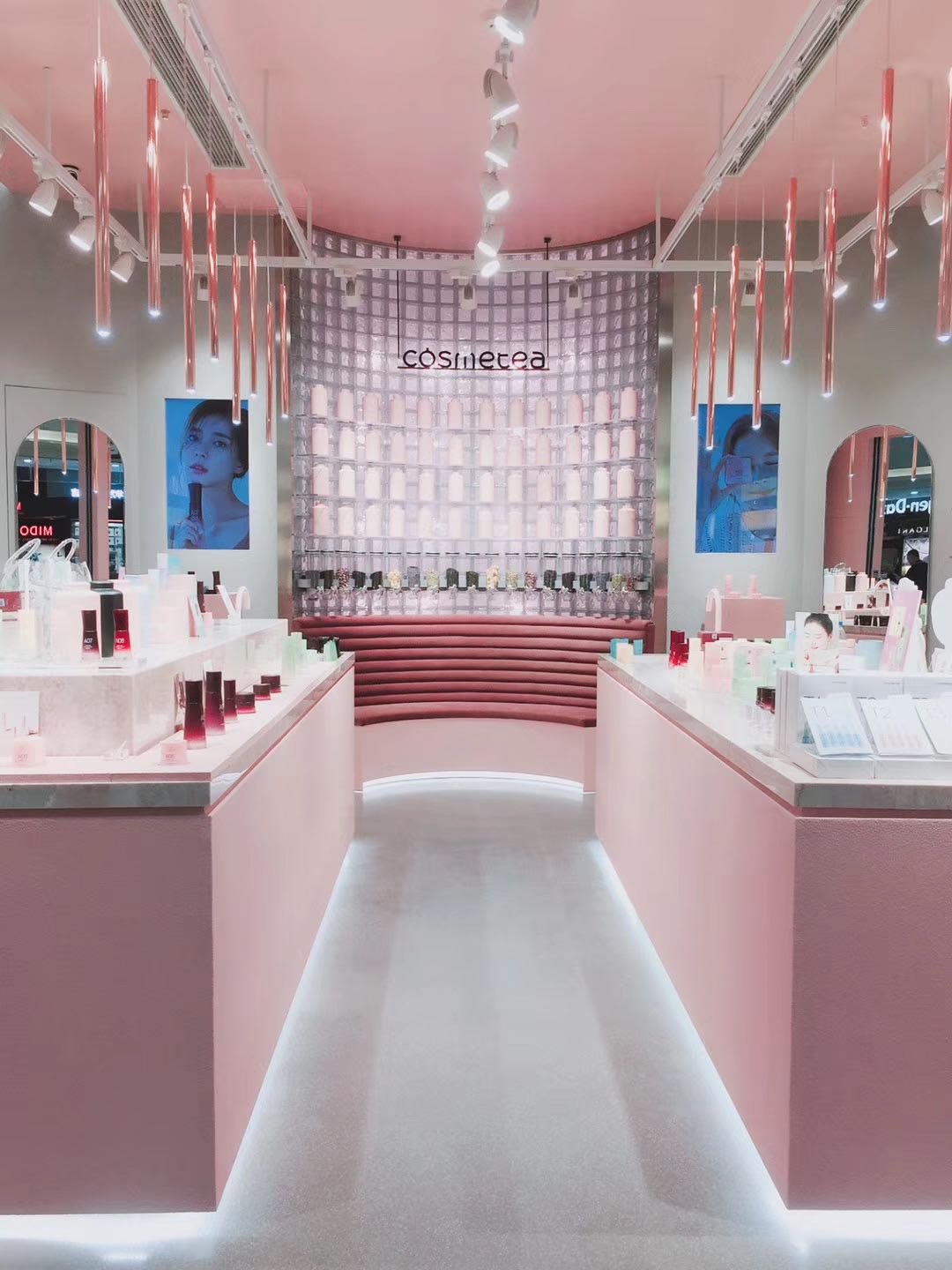 魔都网红打卡新坐标丨COSMETEA珂思美媞长宁龙之梦PINK店 - C2CC传媒